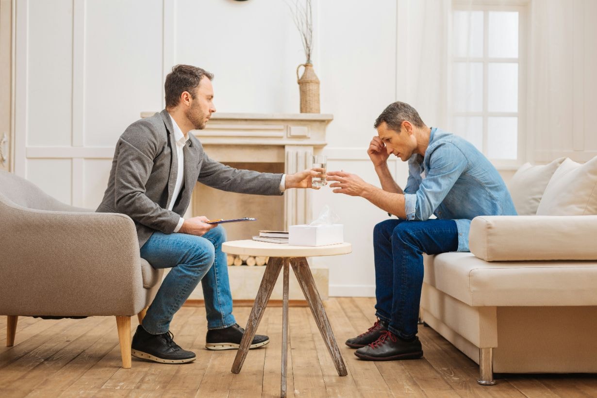 Understanding the Role of Counsellor in Counselling: A Guide to ...